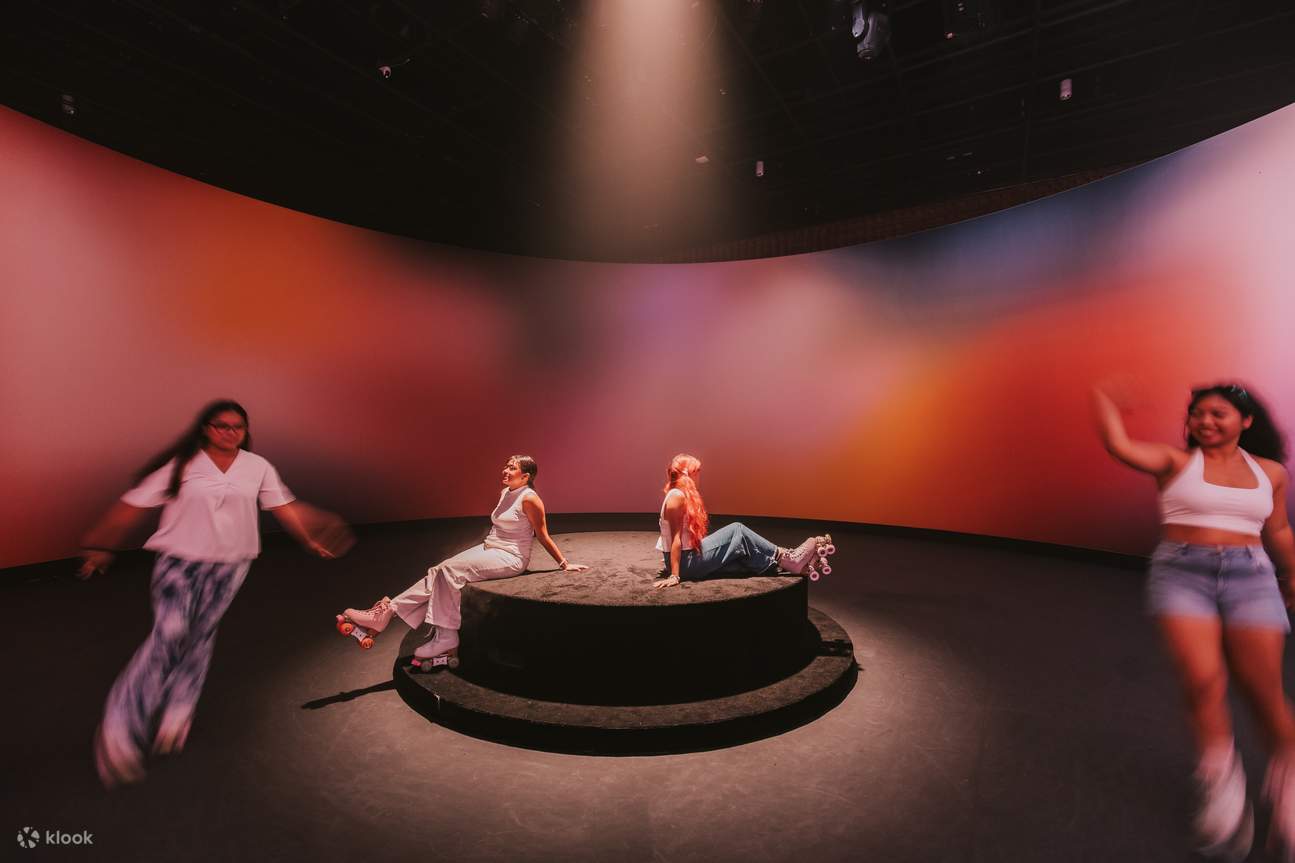 Time is a Black Circle by Dawn Ng Ticket - Klook India